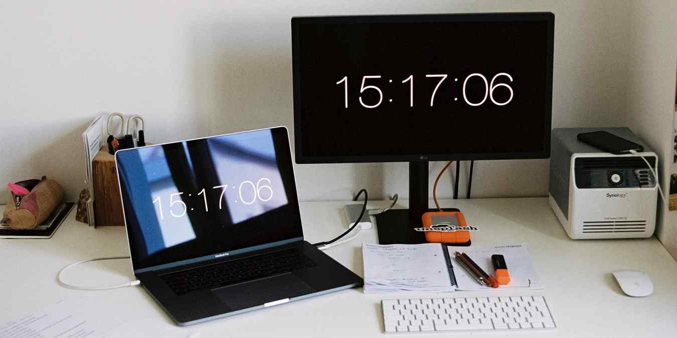 Top 7 Accessories that Offer a Productivity Boost - Onlinetivity Top 7 Accessories that Offer a Productivity Boost - Onlinetivity